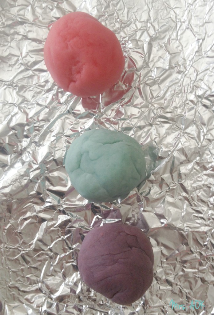 Simple Squishy Long Lasting Play Dough Recipe – That’s What She Said Blog